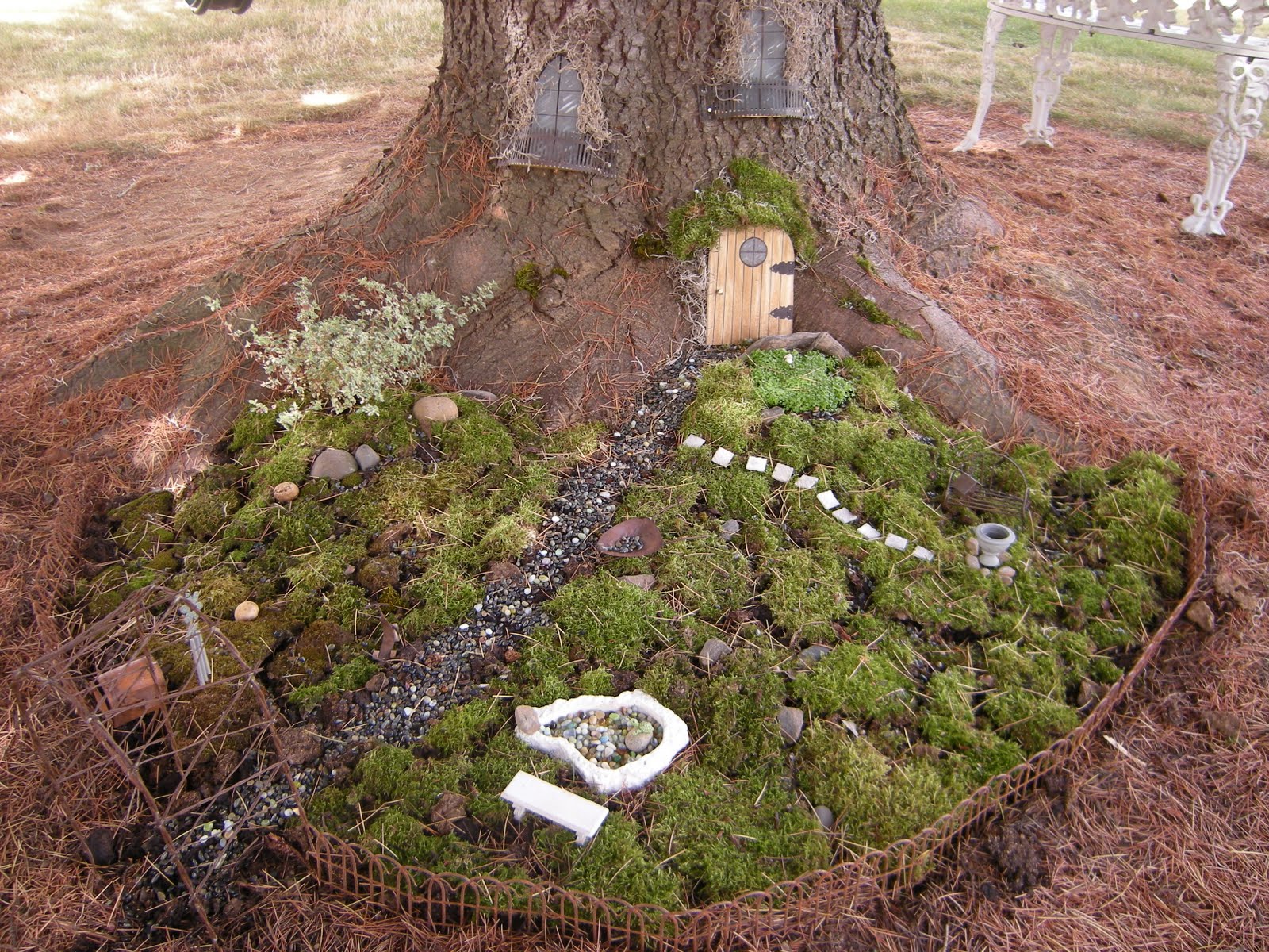 How To Make A Fairy Garden - diy Thought