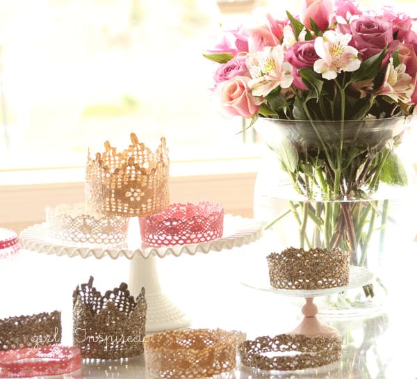 10 Stunning Crafts Using Lace - DIY Thought