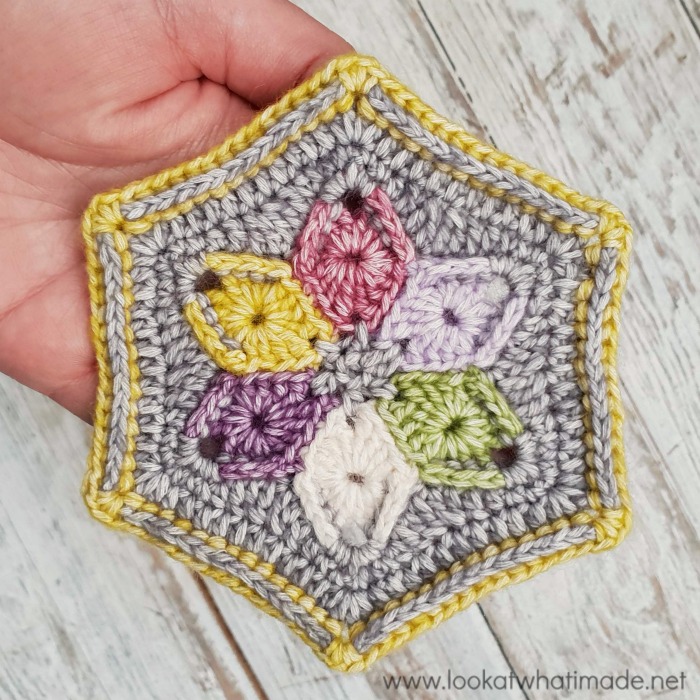 8 Awesome Free Crochet Coaster Patterns - diy Thought