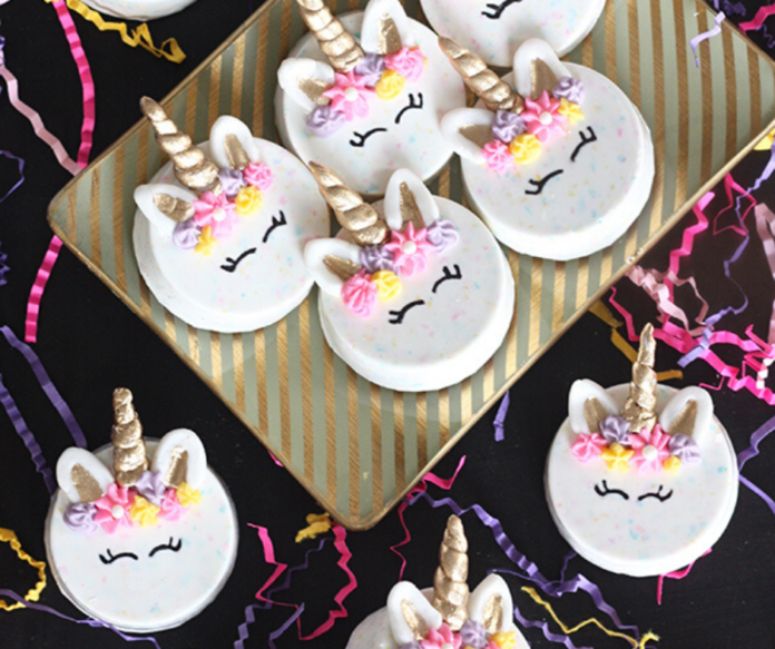 12 DIY Amazing Decorated Oreo Cookie Designs - diy Thought