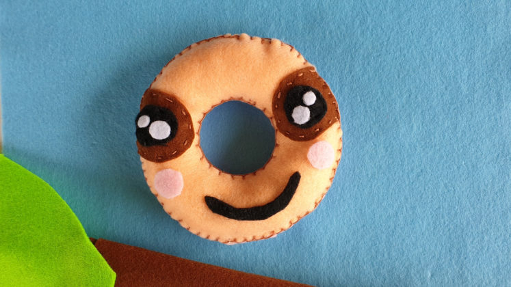 Felt Sloth Donut Softie - diy Thought
